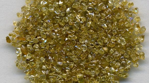 Diamonds lose sparkle as global crash batters Zimbabwe exports - Mining ...